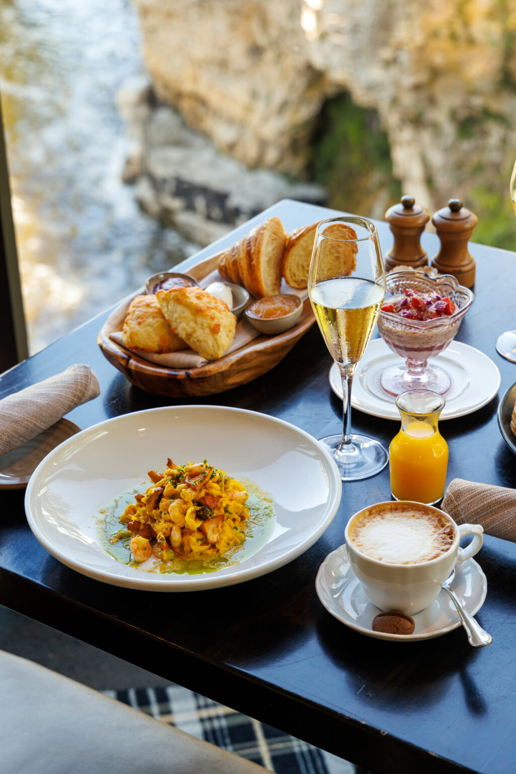 Restaurant | Seasonal, Refined Dining - Elora Mill Hotel & Spa
