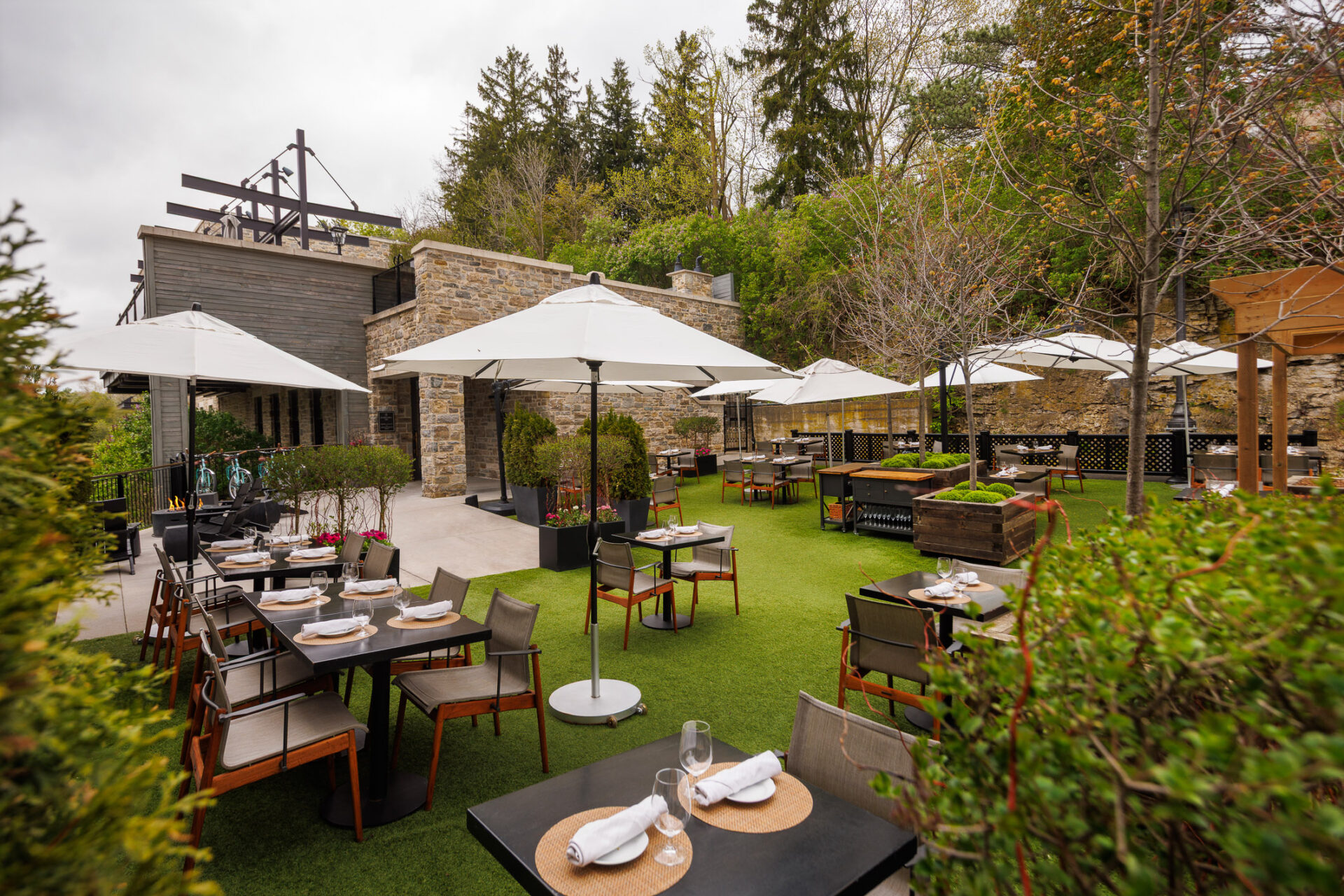 Restaurant | Seasonal, Refined Dining - Elora Mill Hotel & Spa