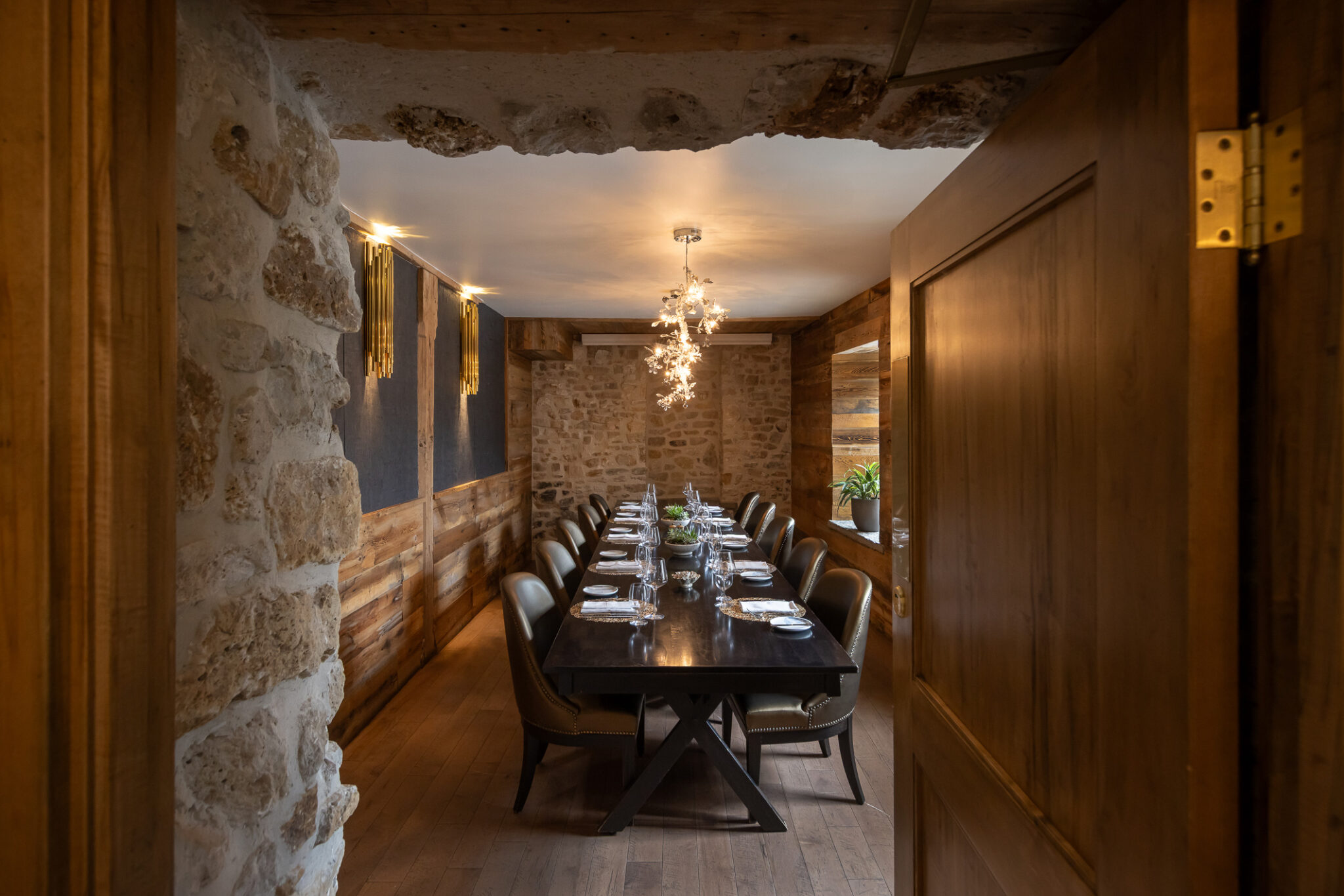 Restaurant | Seasonal, Refined Dining - Elora Mill Hotel & Spa